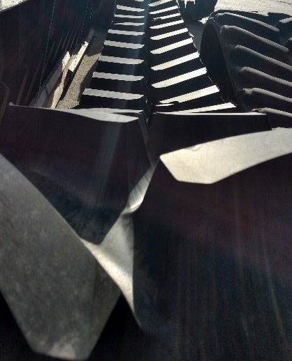 Rubber Tracks & D&S Tires Sales Inc. & West Point, NE & Richmond, IN ...